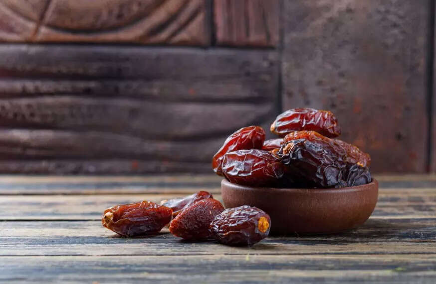 Why dates are a must-have superfood in winter