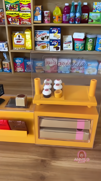 You won’t believe how cute these mini cupcakes are