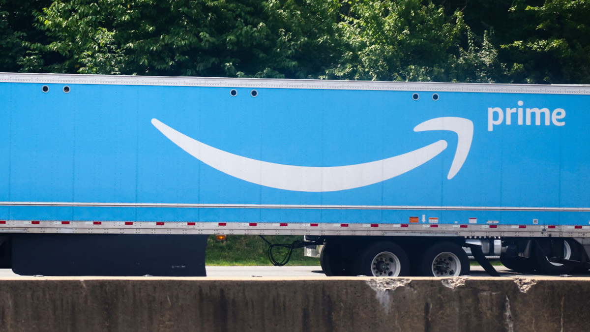 Amazon’s $20 multi-compartment craft storage tackle box makes ...