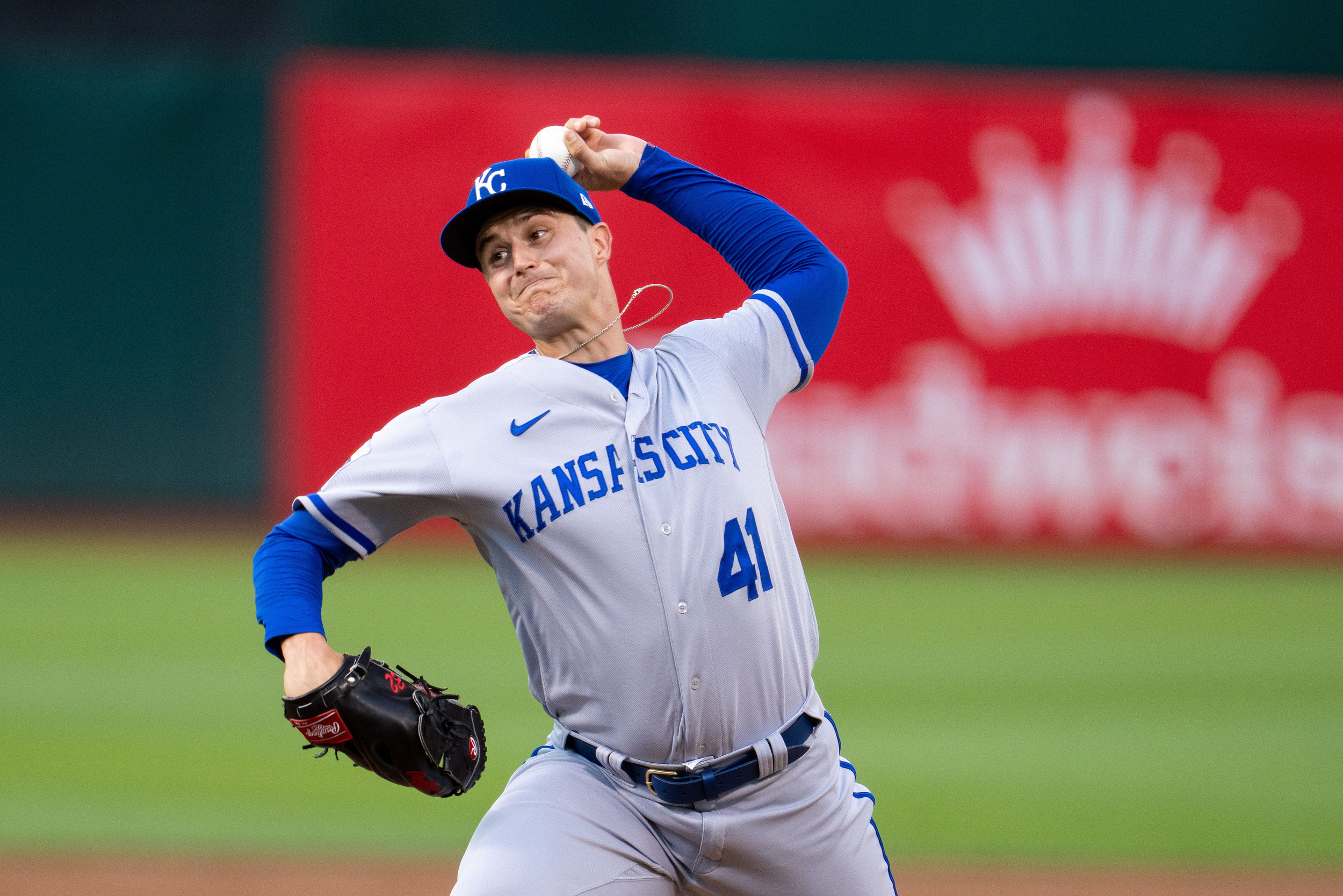 Tucker Davidson signs with Phillies