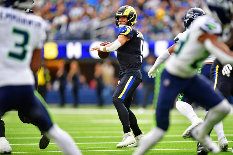 What channel is Seahakws vs Rams game on tonight? Time, NFL TV schedule ...