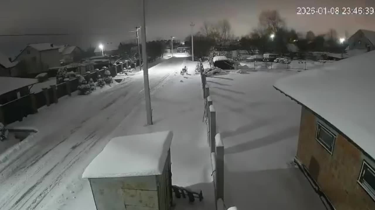 Missile strike lights up night sky over Lviv Oblast, Ukraine