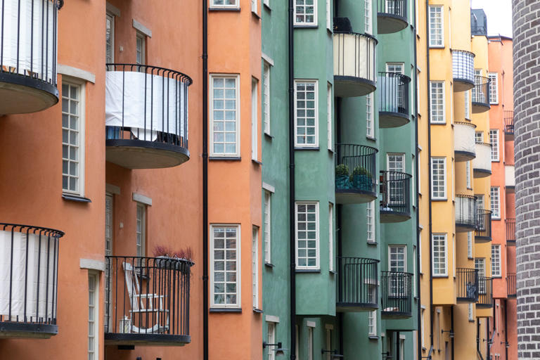 SEB höjer bolåneräntorna