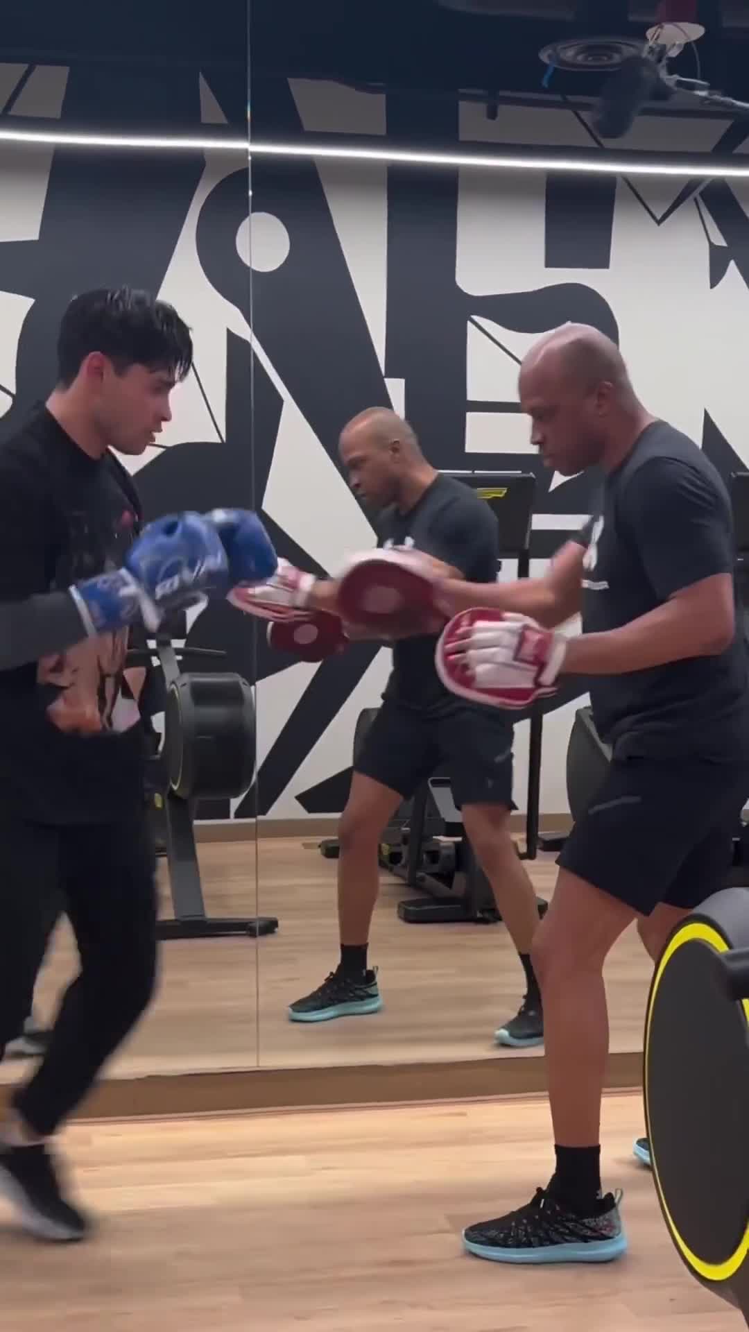 Ryan Garcia working with world class trainer Derrick James 🔥