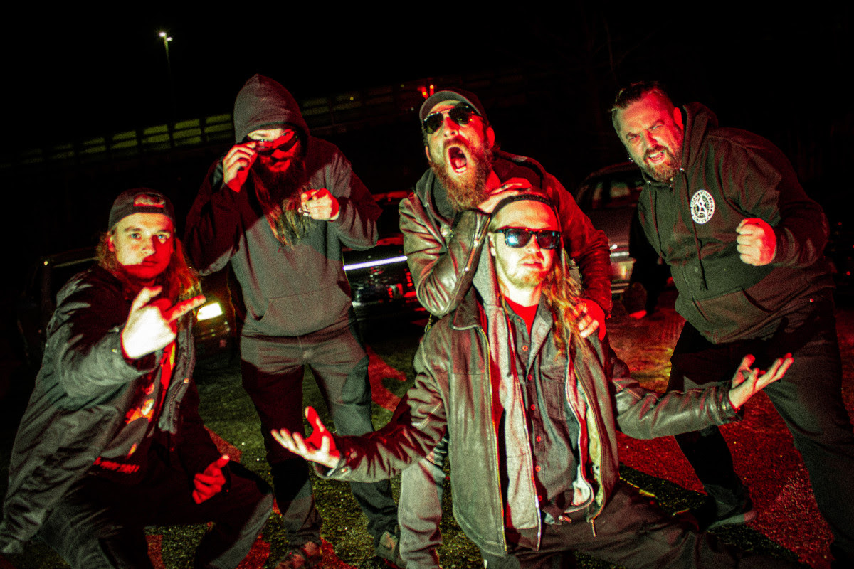 Kotkalaista death metal -osaamista tiukimmillaan: Blood Red ...