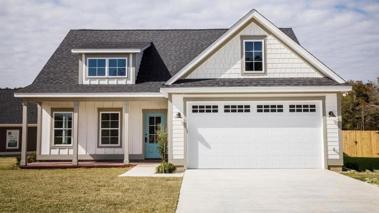 Current mortgage refinance rates: January 8, 2026 – rates dip