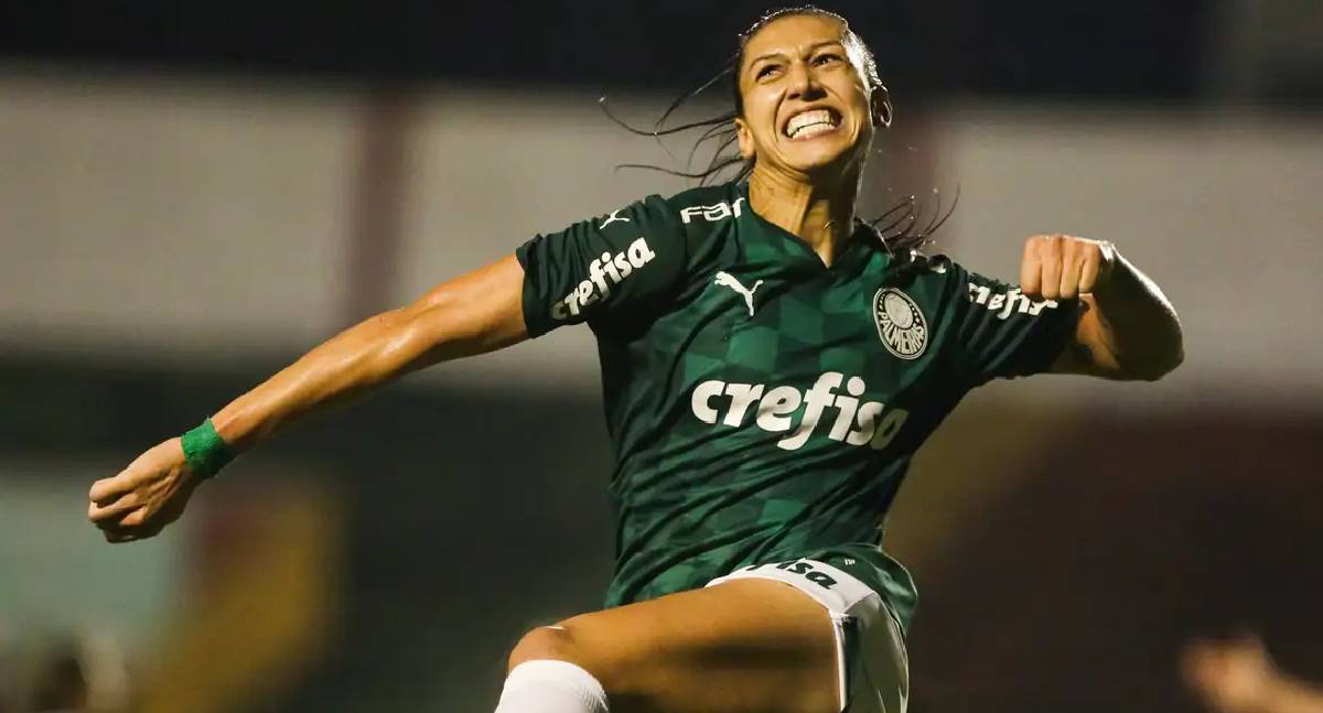 Bia Zaneratto retorna ao Palmeiras: atacante vestirá a camisa 10