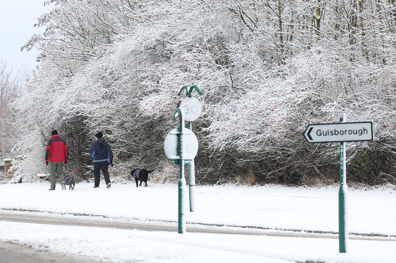 'Band of snow' and 'ice risk' warning for Teessiders this weekend