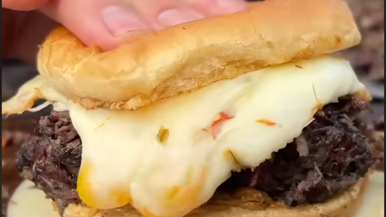 Recipe: Legendary beef breakfast sandwich