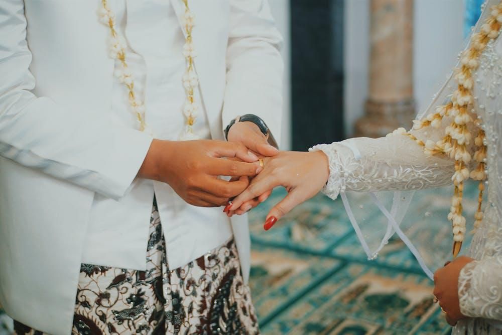 Aturan KUHP baru, nikah siri & poligami ilegal bisa dipenjara 6 tahun