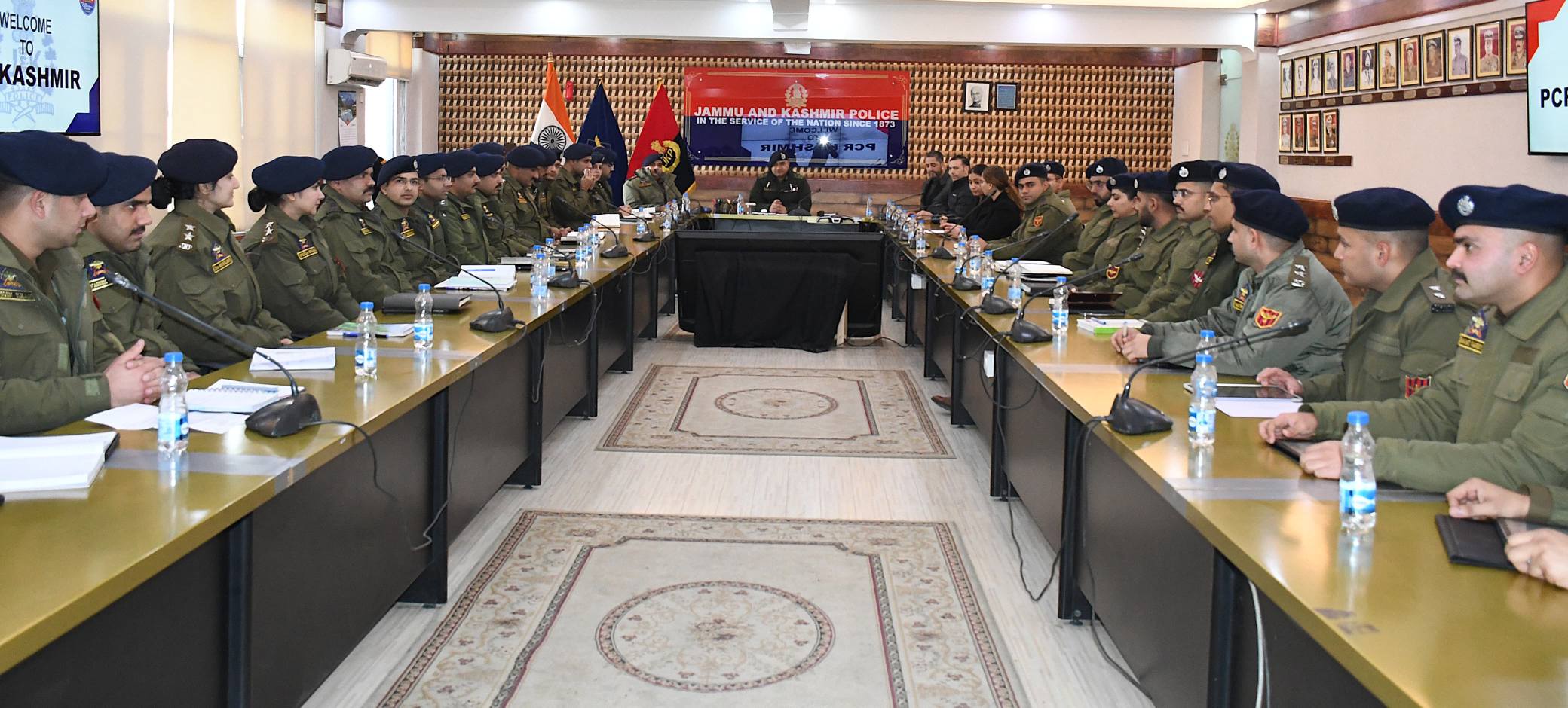 IGP Kashmir holds interaction with probationary DySsP; emphasises ...