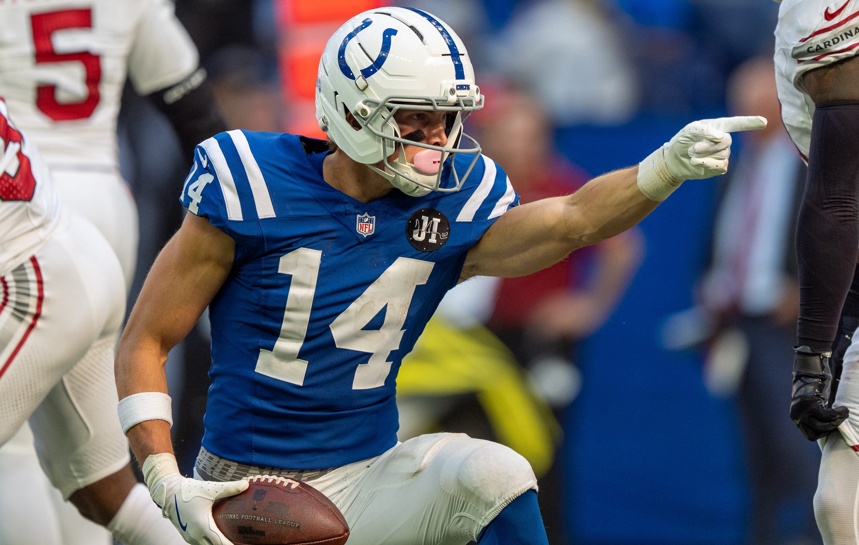 Predicting whether 10 Colts free agents stay or go in 2026