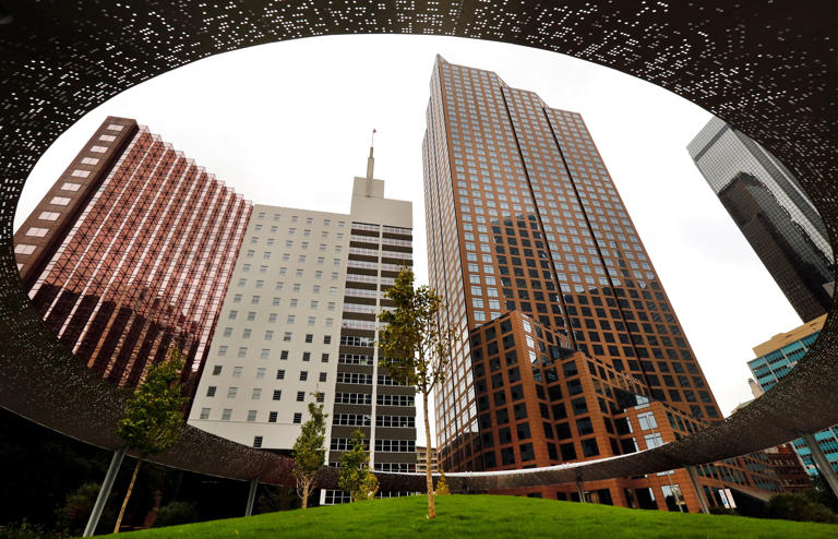 The reckoning: Downtown Dallas must wrestle with future after AT&T exodus