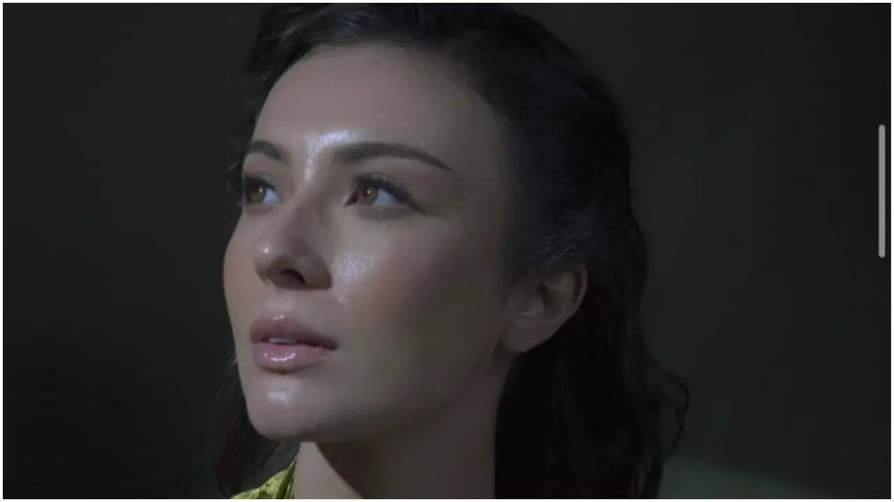 Who is Natalie Burn? All about the Hollywood actress seen with Yash in ...