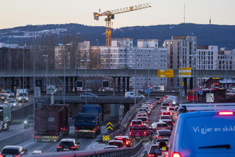 Biltrafikken øker mer enn kollektivtrafikken i Oslo-området