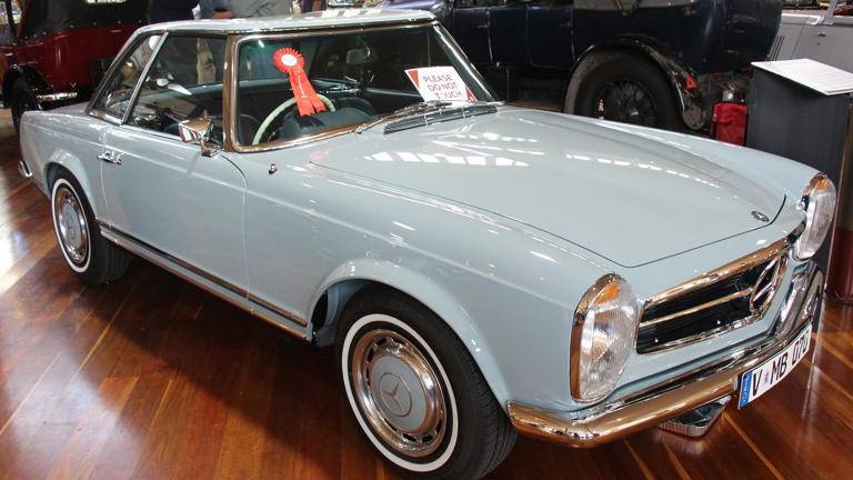 When the 1963 Mercedes-Benz 230SL introduced the Pagoda