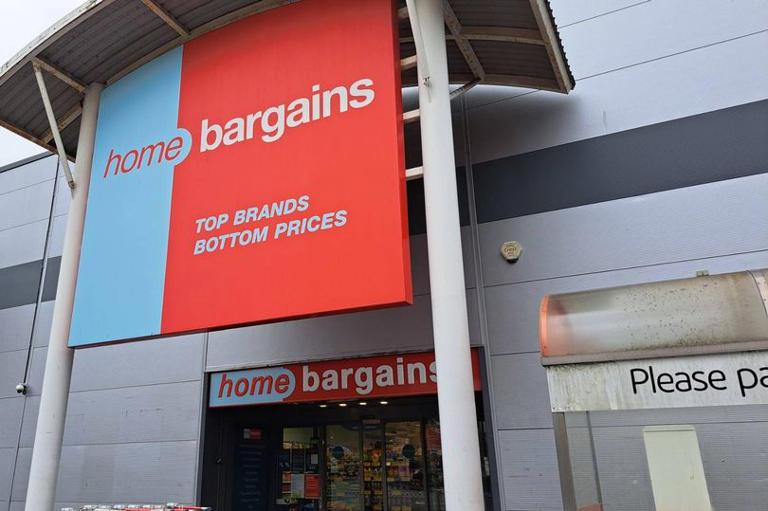 Home Bargains 'stylish' £90 gift set now only £18 in latest StarBuy deal