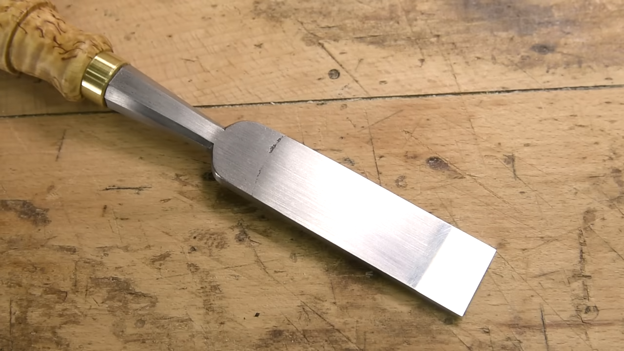 Making a hand-forged chisel for fine woodworking