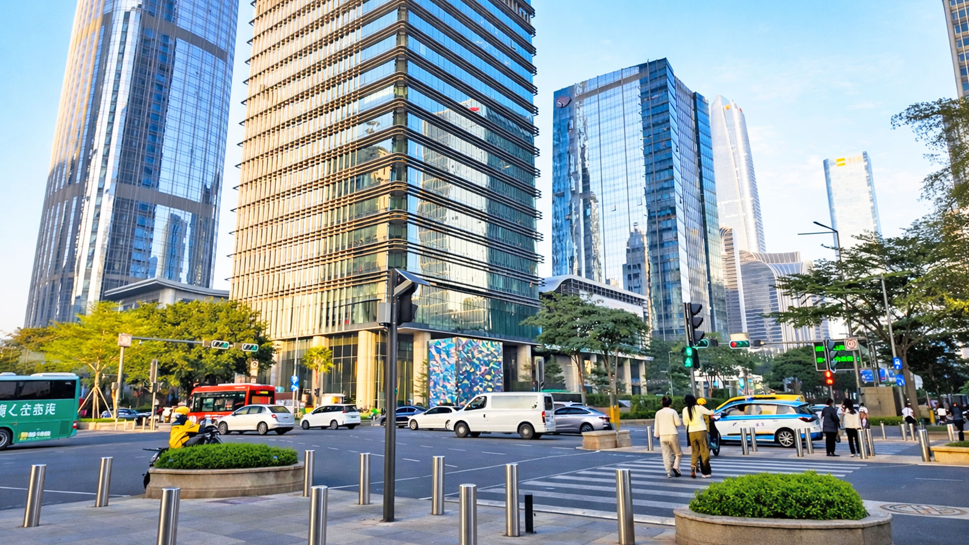 Rushhour-Spaziergang im Zentrum von Shenzhen