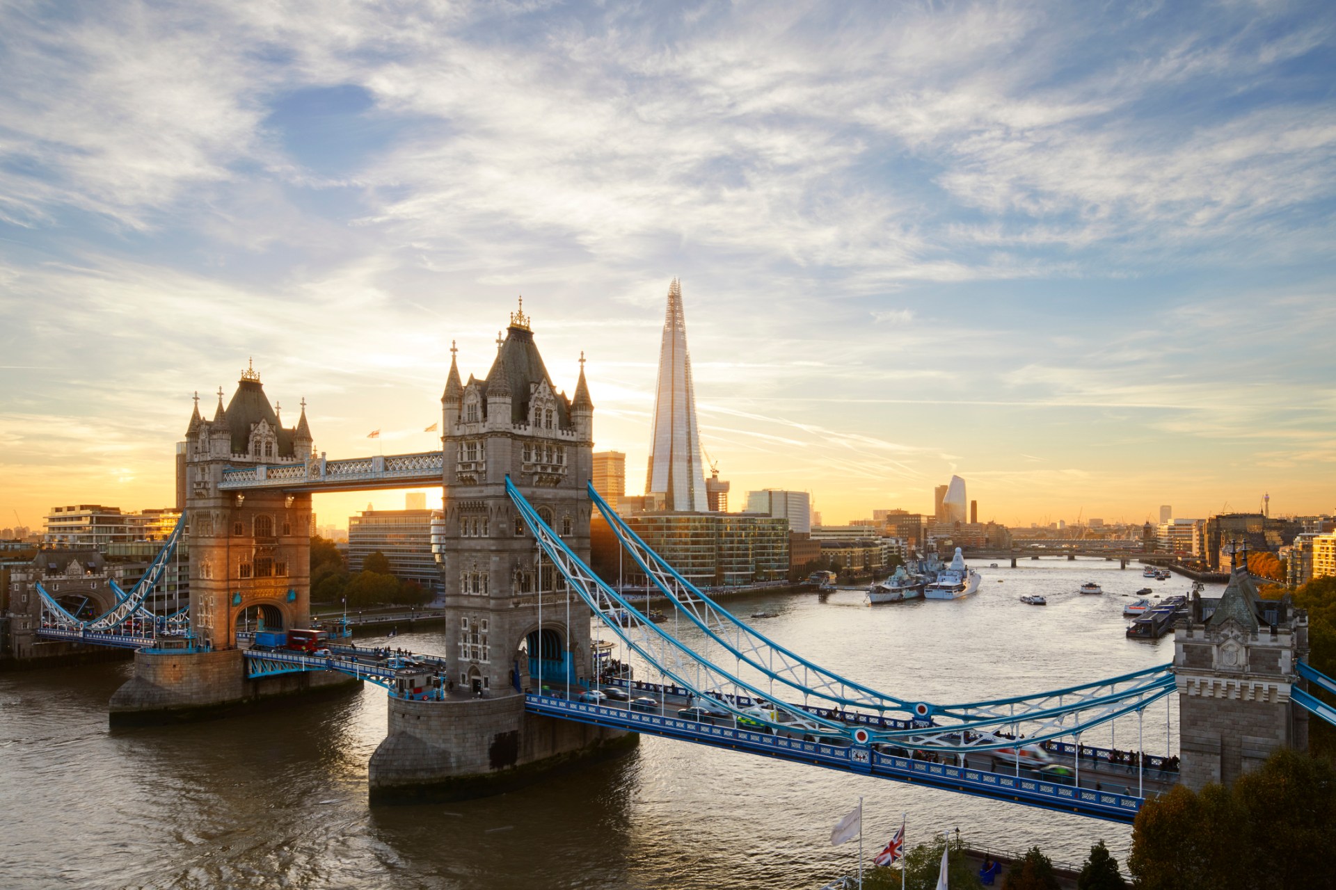 Here's the date London will see its first 5pm sunset
