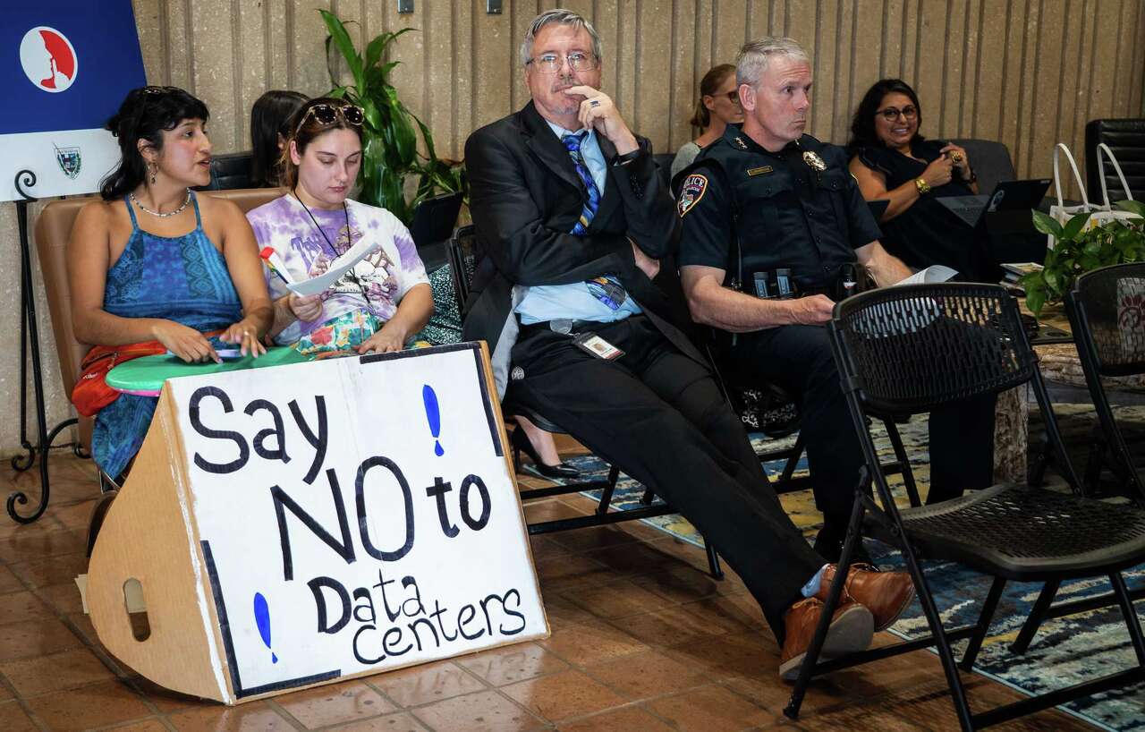 Stalled $1.5B data center project reenters approval process in San ...