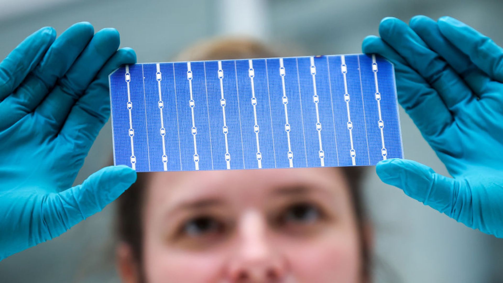 Scientists make 3D-printed, color-tunable solar cells for windows ...