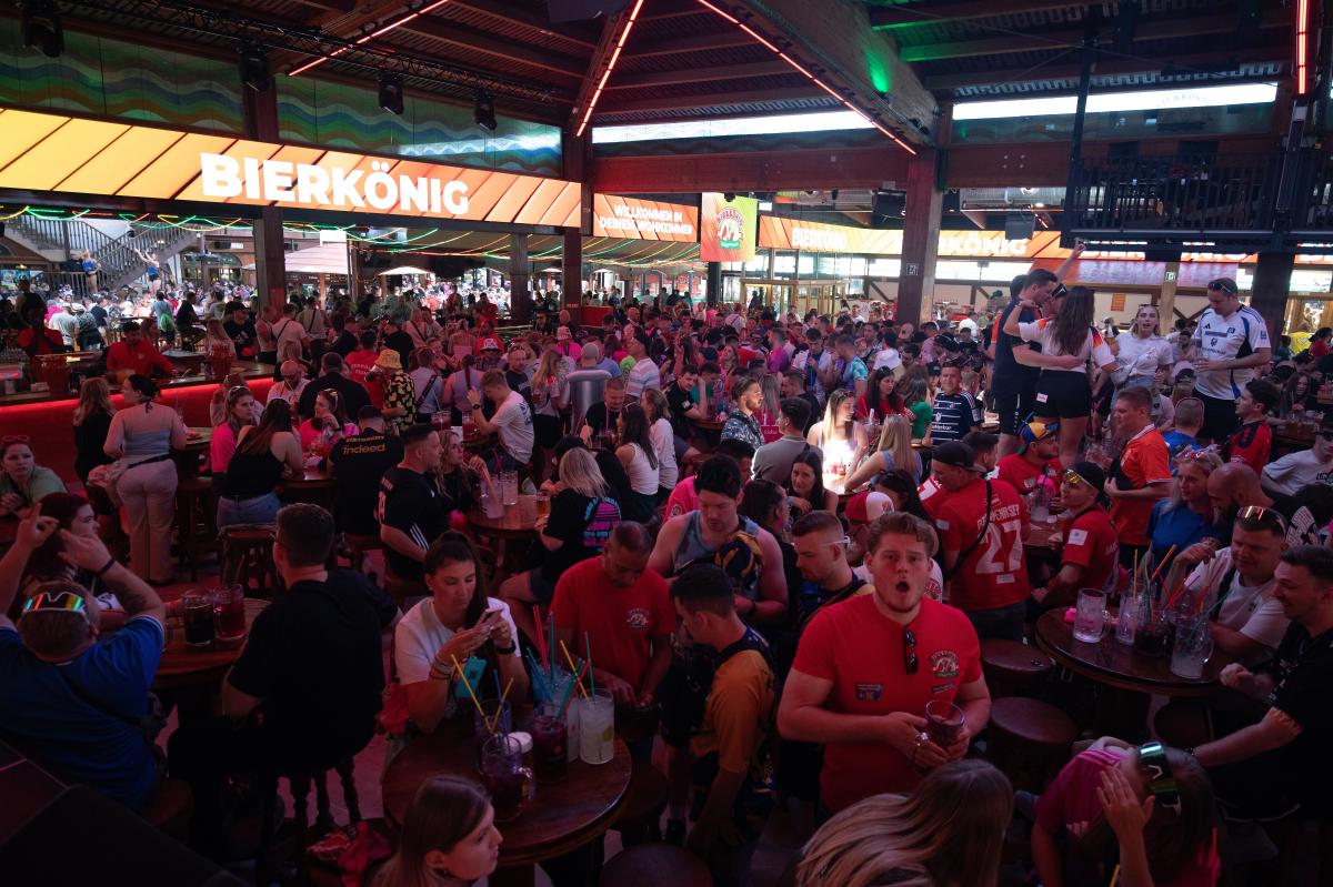 Ballermann-Auftritt am 100. Geburtstag? Schlager-Star unterschreibt ...