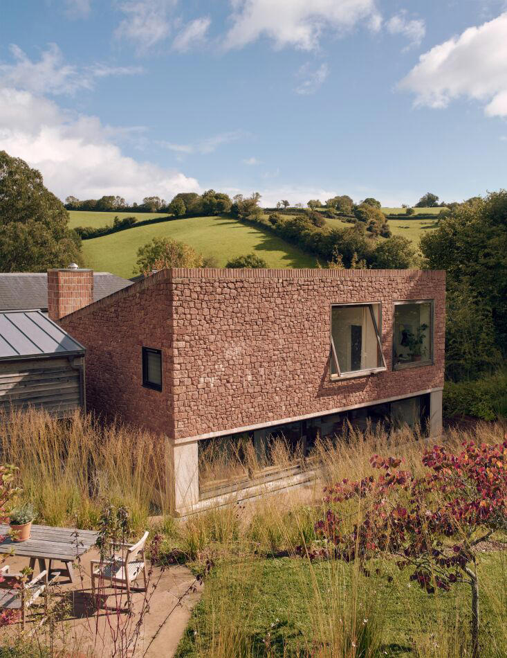 Beauty found in simplicity: At home in Devon with design purists ...