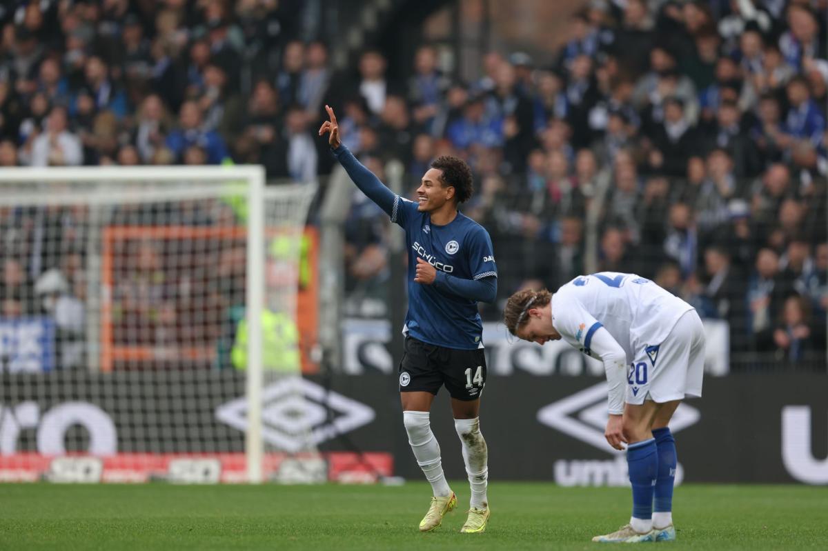 Spielanalyse: KSC dominiert den Ball, aber nicht das Spiel – Bielefeld ...