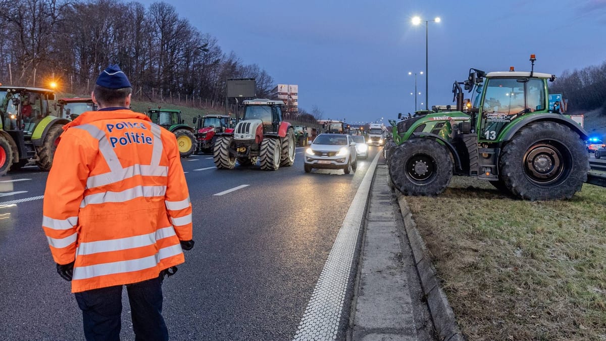 Bauernproteste in Belgien: Verkehrsprobleme bis nach Aachen