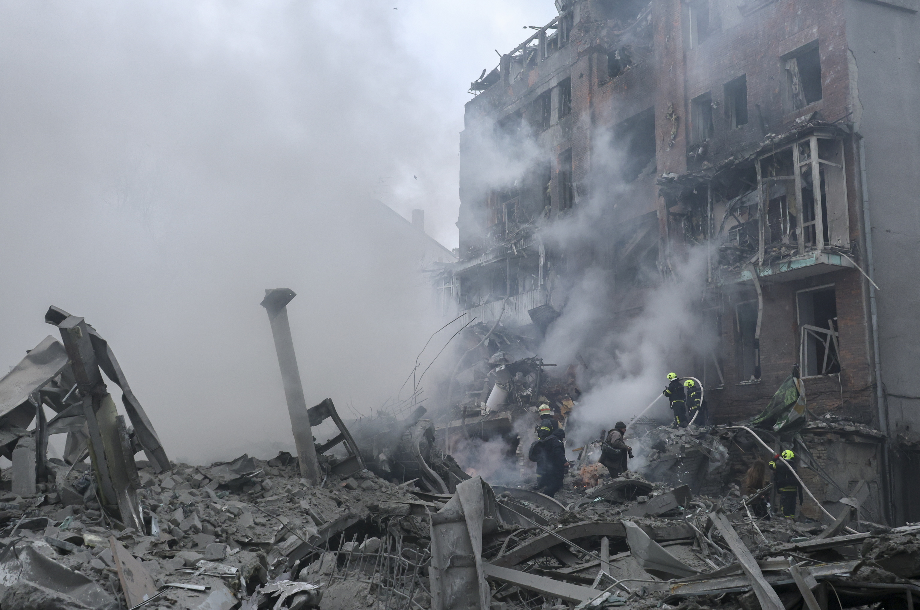 Mosca, colpita l'Ucraina con il missile ipersonico Oreshnik