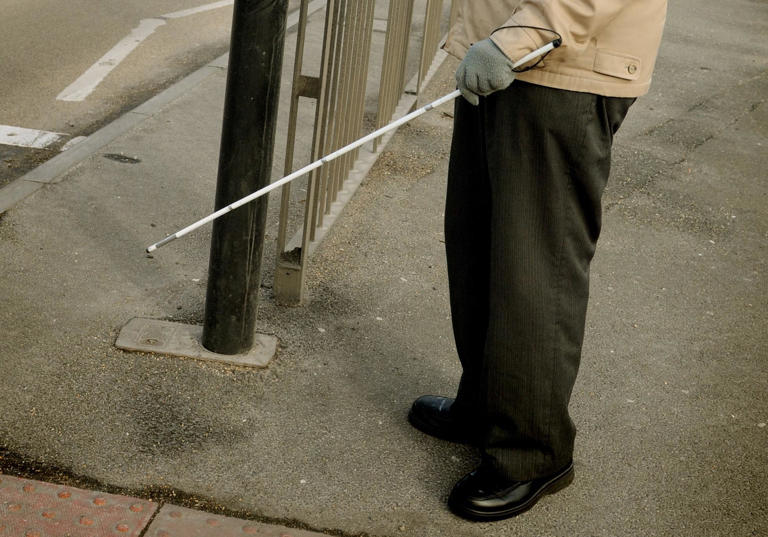New local powers to keep pavements clear announced