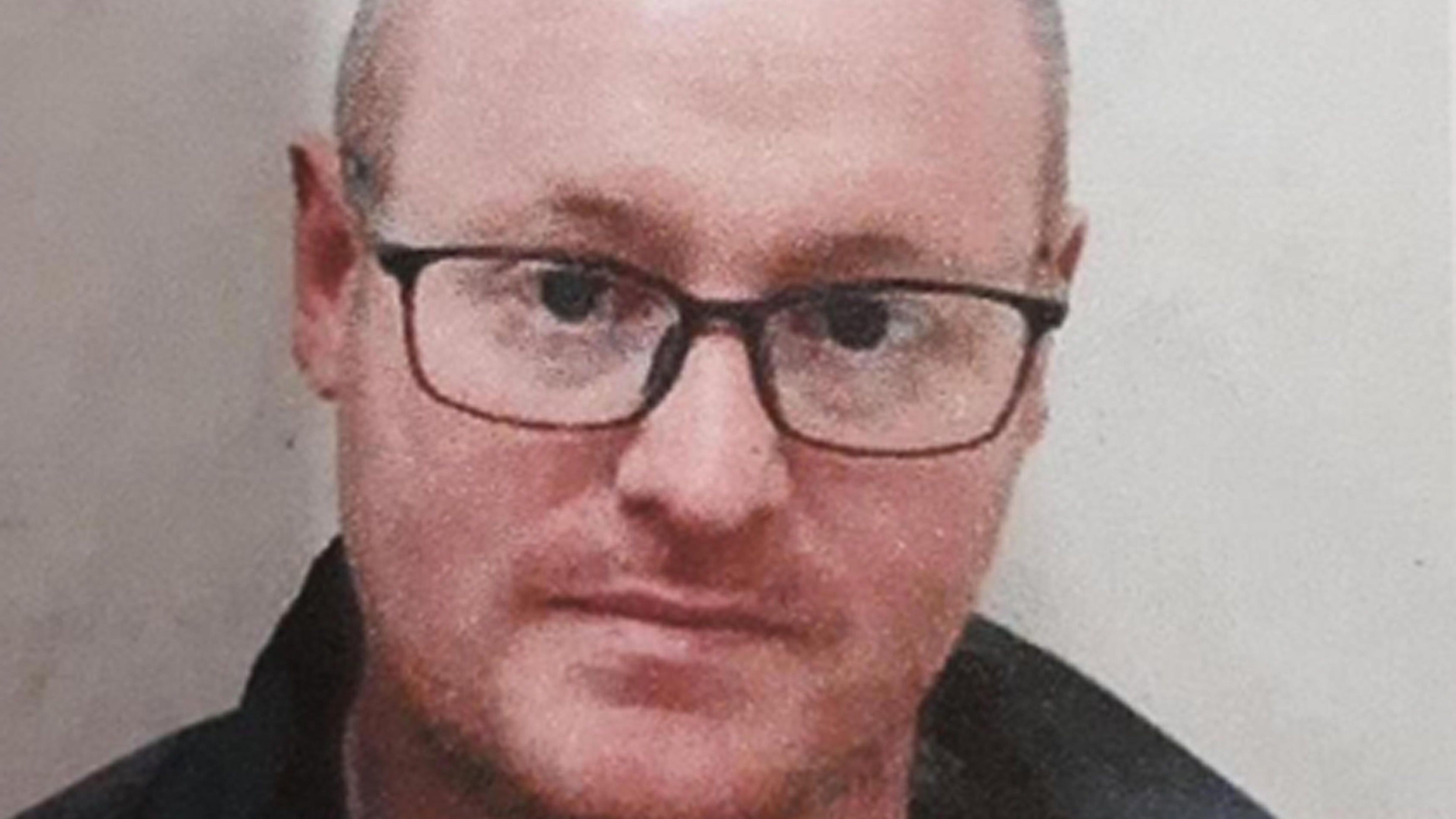 Murderer charged with absconding from prison