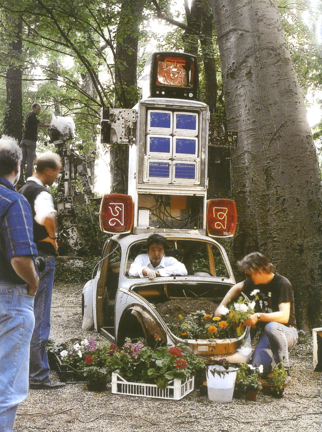 백남준·유영국 'K아트 거장' 재조명…소수자 예술도 다시 본다 [조상인의 미담]