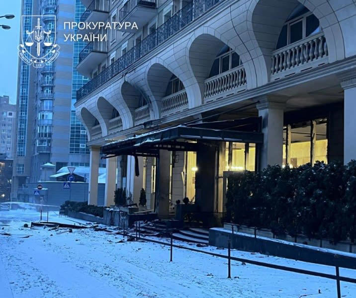 Russian massive attack on Kyiv: 25 people injured, embassy building damaged