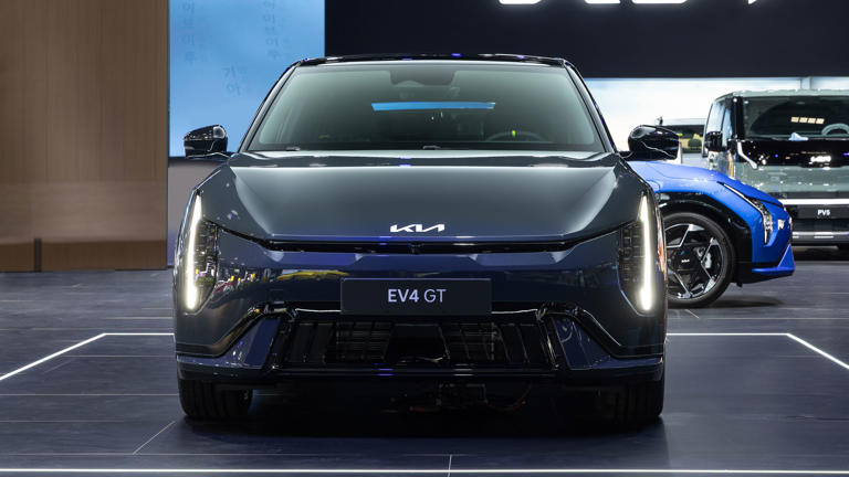 The Kia EV4 GT is a new 288bhp AWD hot hatch!