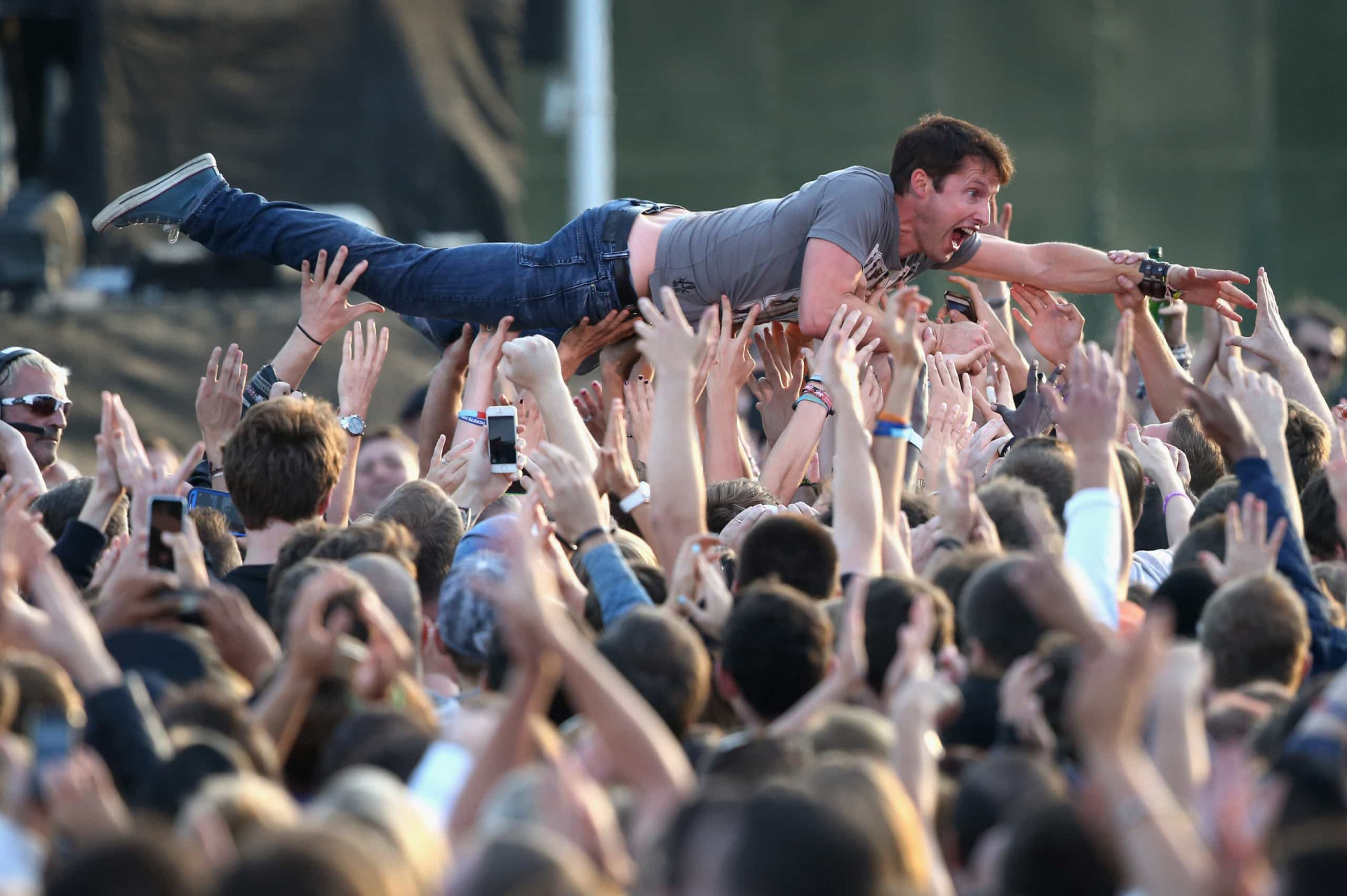 Stage dives that didn't go as planned