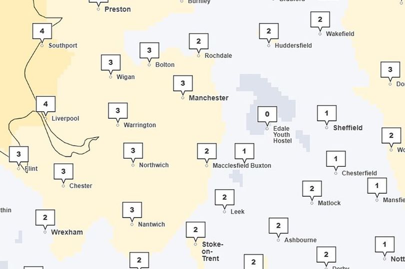 Greater Manchester hour-by-hour forecast with yellow weather warning in ...