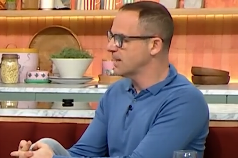 Martin Lewis gives anyone with credit card debt '2 rules' and adds 'don ...