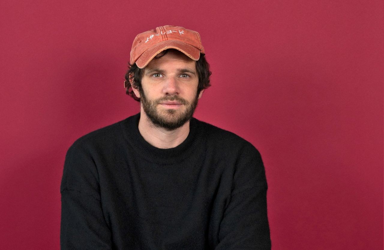 Cet acteur culte de « LOL » signe son premier roman