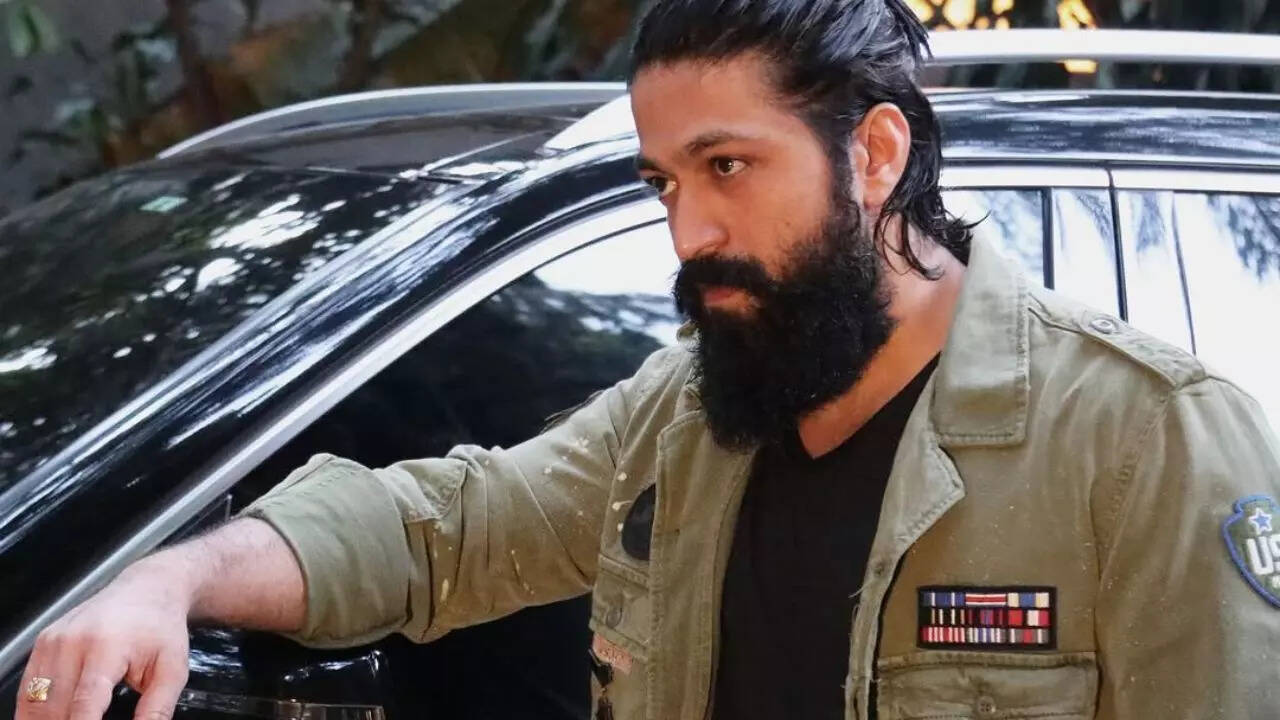 Range Rover to Lexus LX: 'Toxic' star Yash's luxury car collection ...