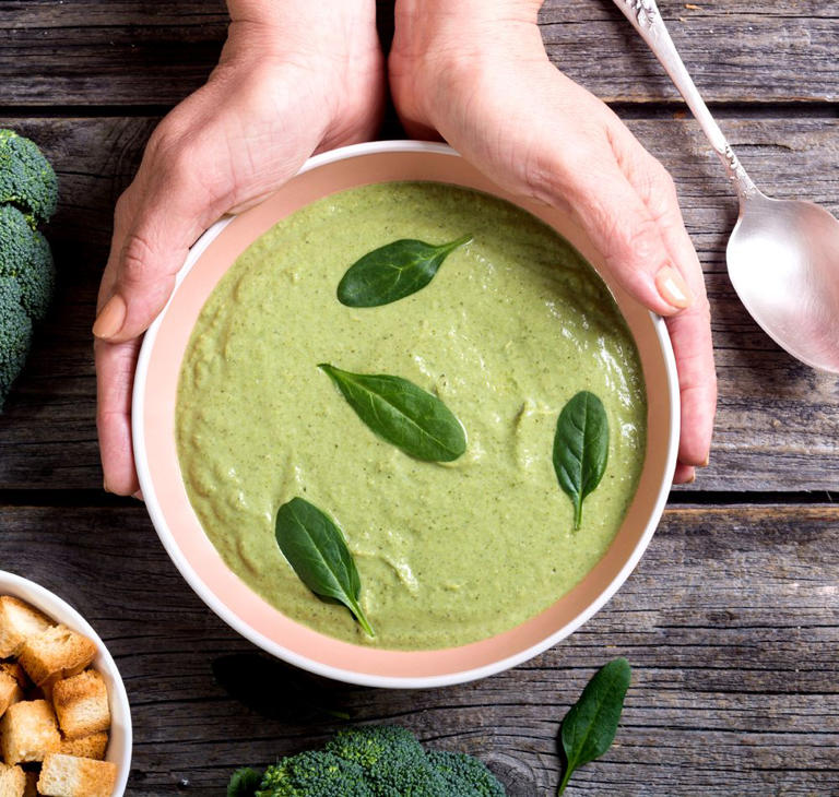 Espinacas, brócoli, acelgas... cremas de verduras perfectas para ...