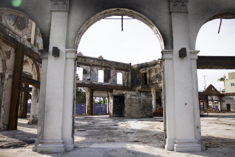 'If we open, we have to start over from scratch.' Businesses still ...