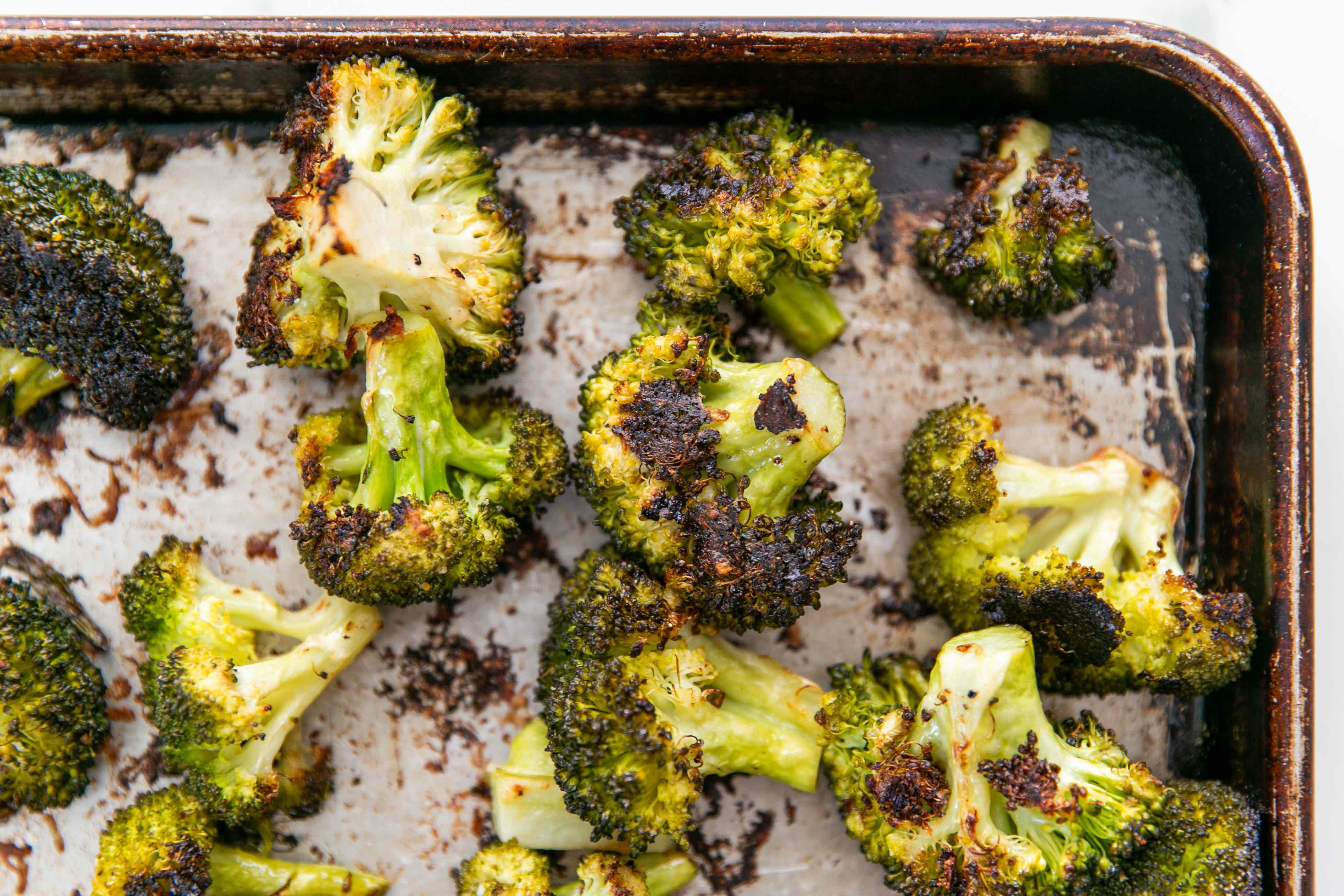 This 3-ingredient broccoli is the low-effort side I make all the time