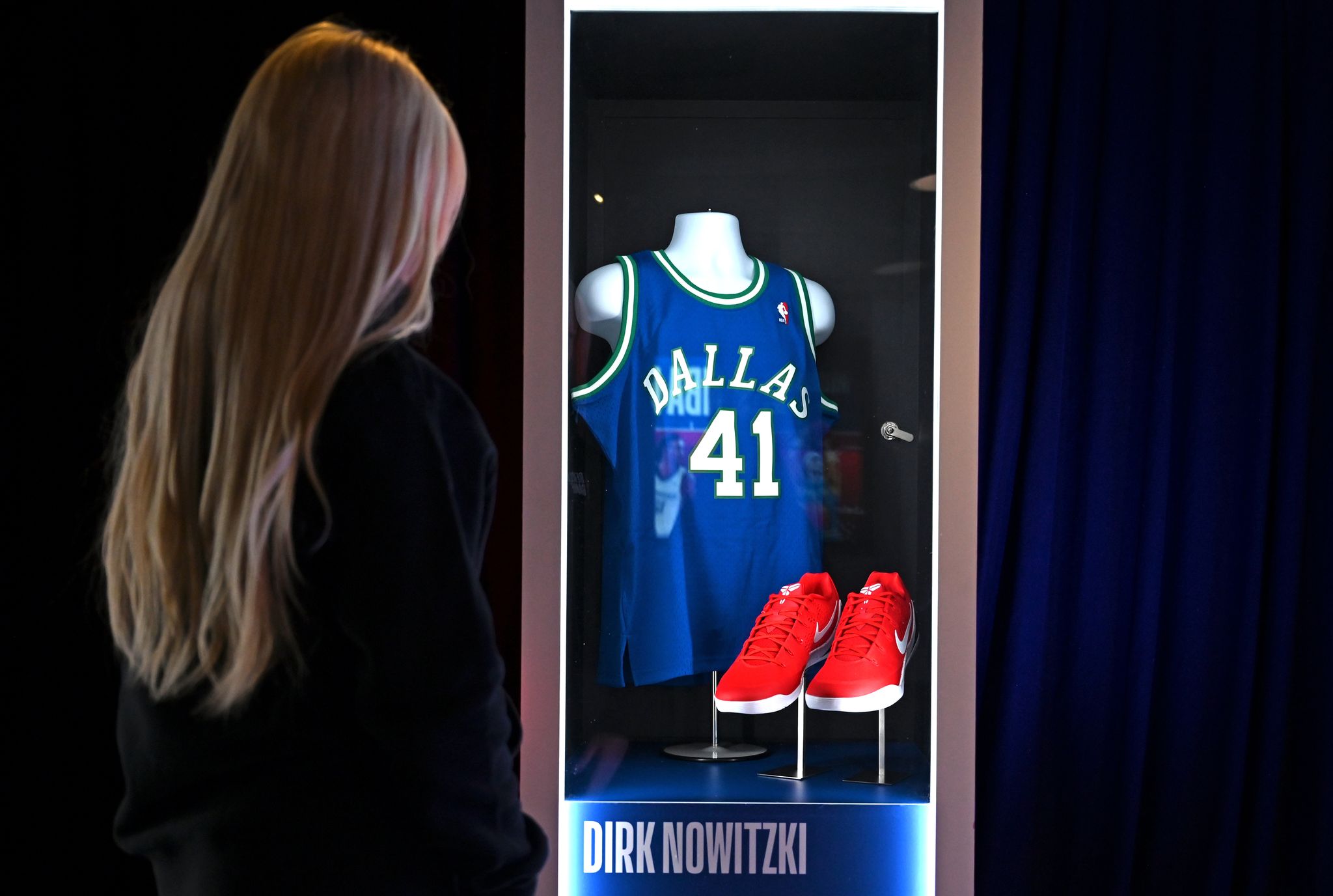Dunks und Dirks Schuhe: NBA House in Berlin eröffnet