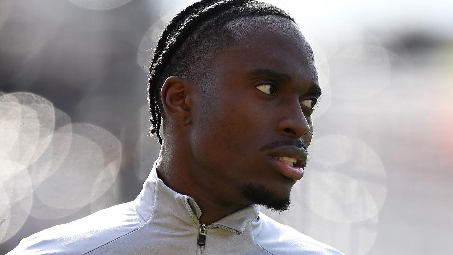 Sunderland midfielder Matete moves to MK Dons