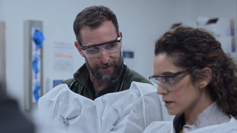 The Pitt season 2 premiere promises to fix a season 1 plot point that ...