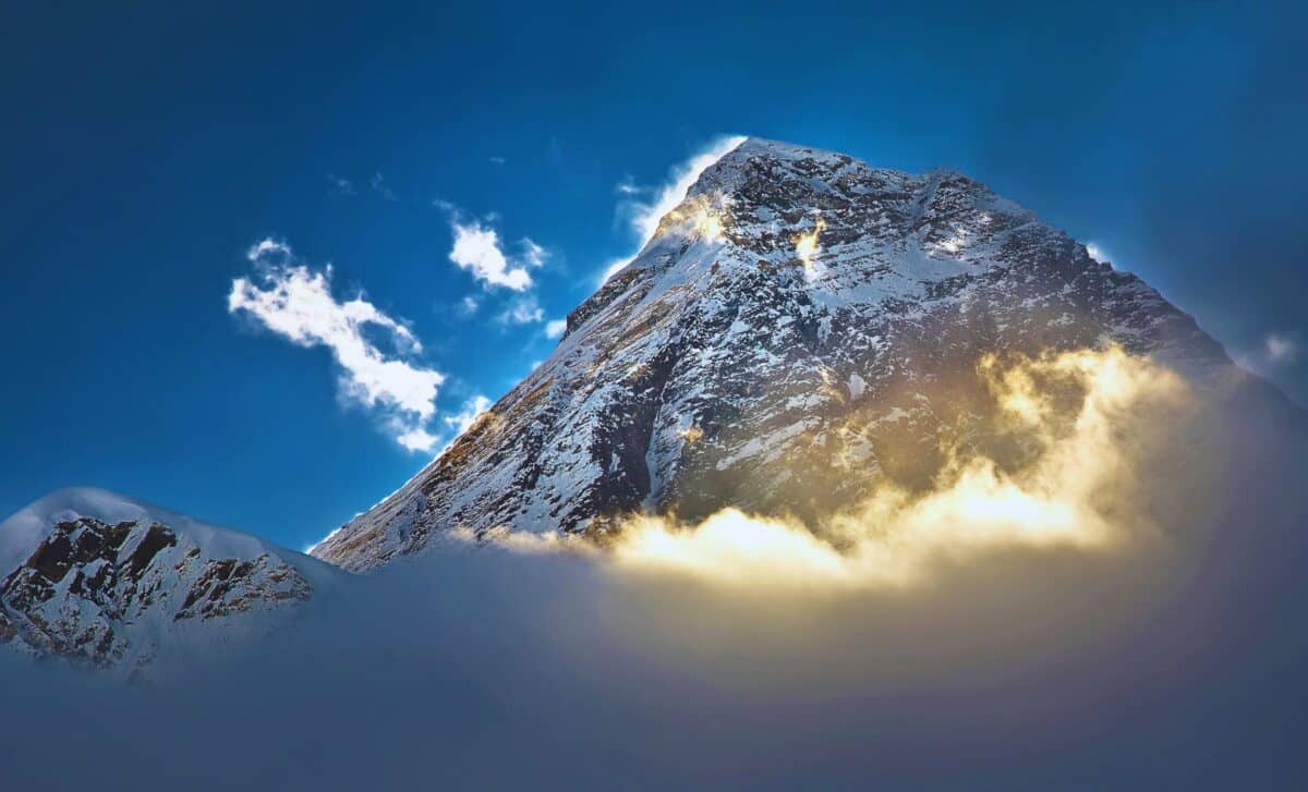 Scientists stunned by fossils found at the peak of Mount Everest, here ...