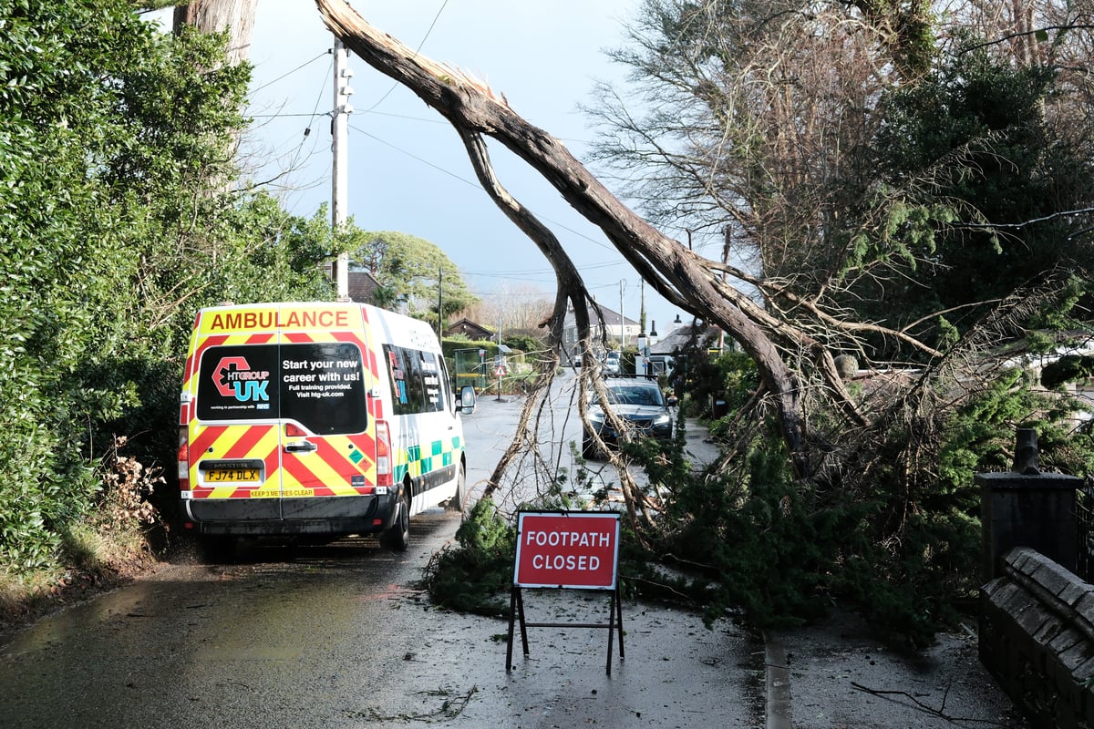 Thousands deal with Storm Goretti havoc as forecasters warn of more ...