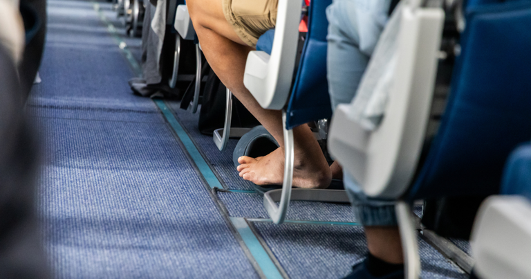 Airplane etiquette: Should you wear flip flops on a plane?